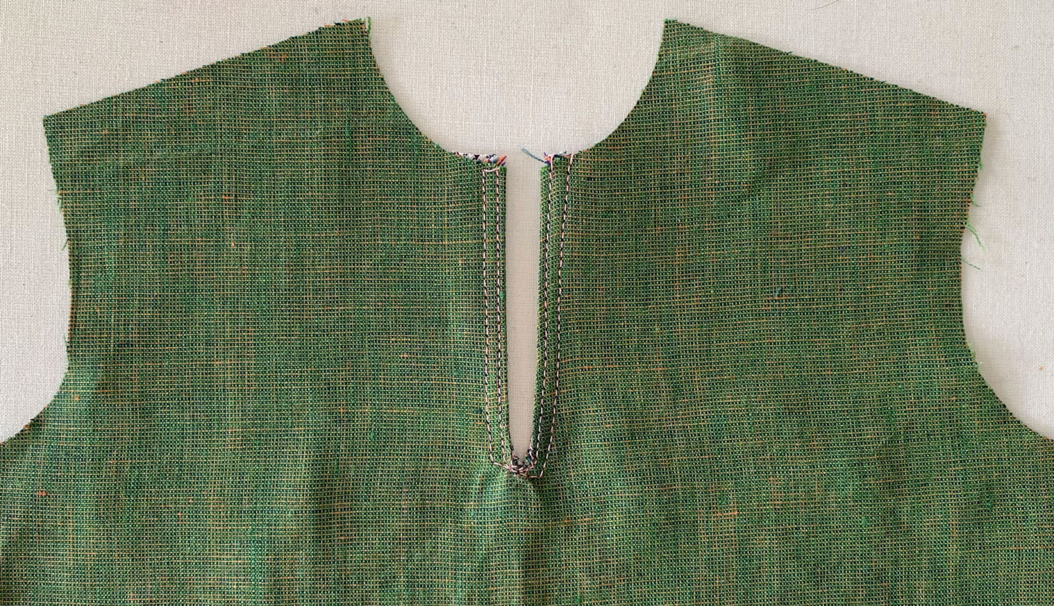 How to Add a Slit Opening to a Neckline – The Daily Sew